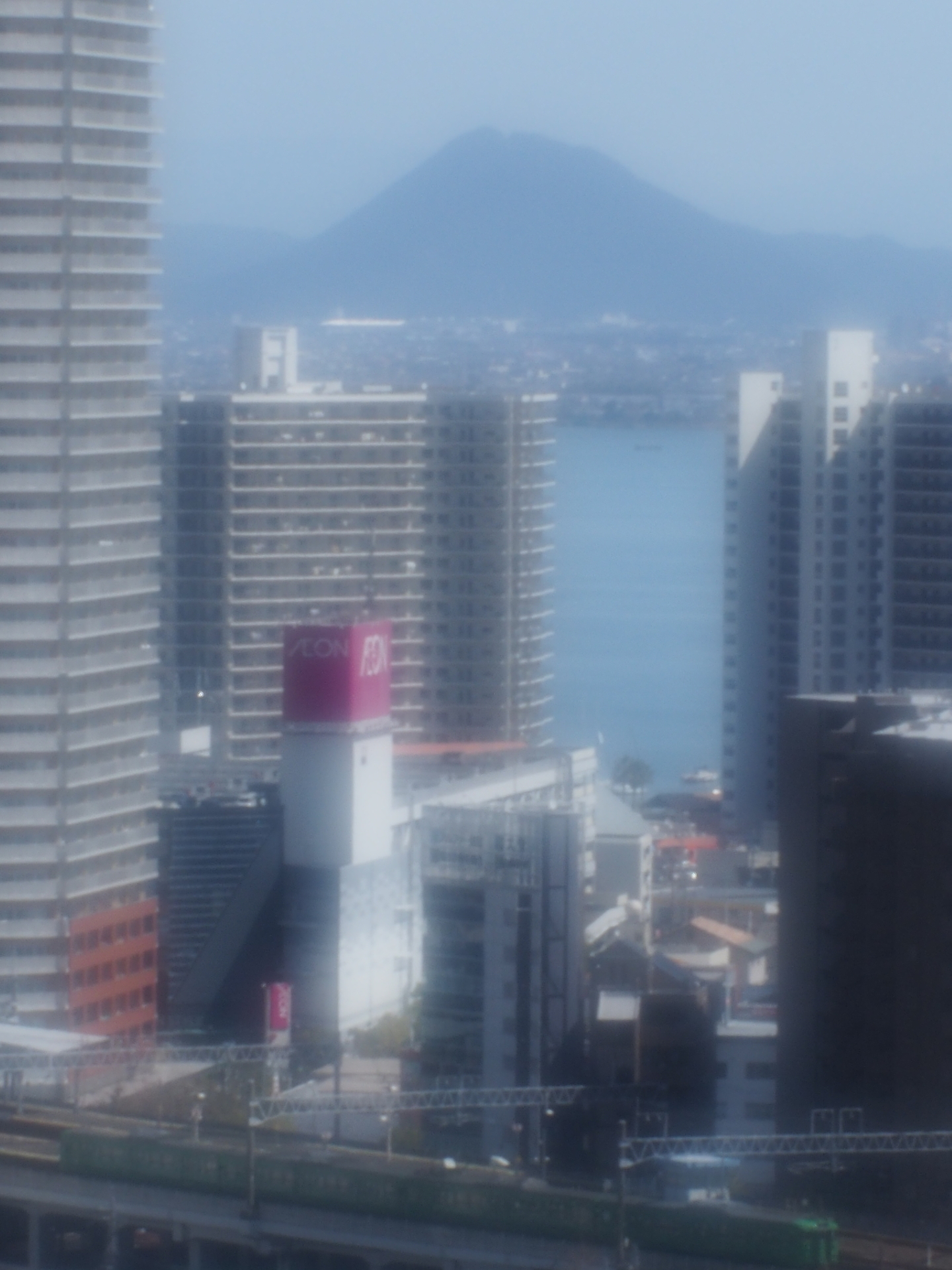 ソフトレンズで散歩、、湖西の玄関・大津京、、: OTSUKYONのスローライフ♪と鉄道日記☆彡